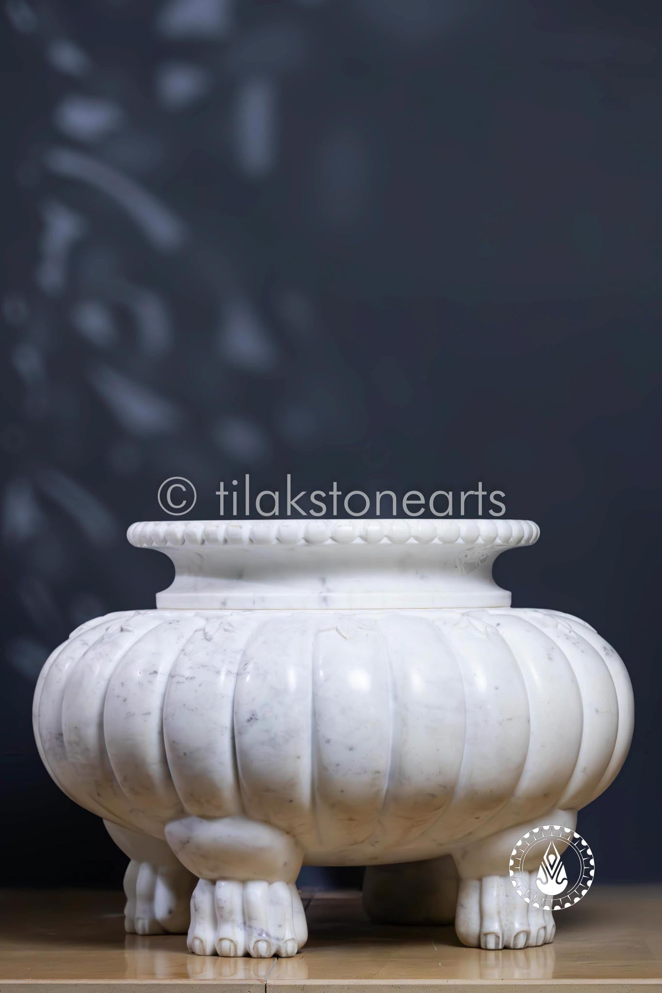 Lion Roost Pot 13" | Wonder White – Tilak Stone Arts India